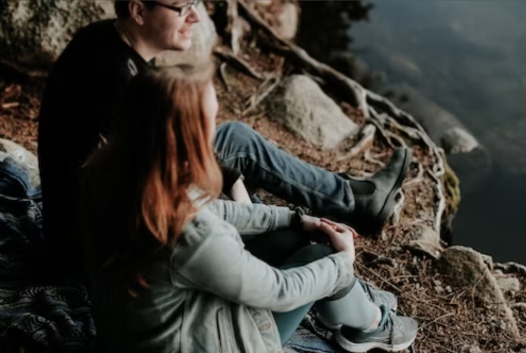 15 Signs of an Unequal Relationship - Messy Relations